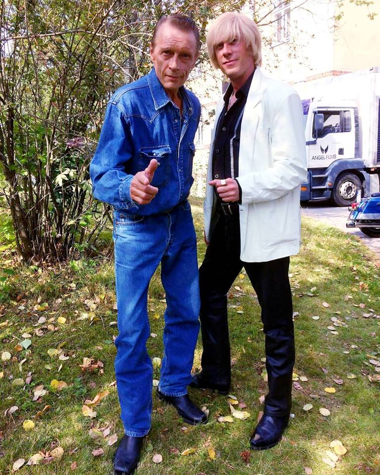 Näin laulaa Matti Ristinen Kari Tapiona - katso video | Tanssiin.fi